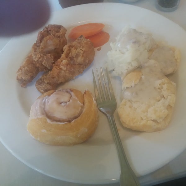 Seminole Inn - Restaurant in Indiantown