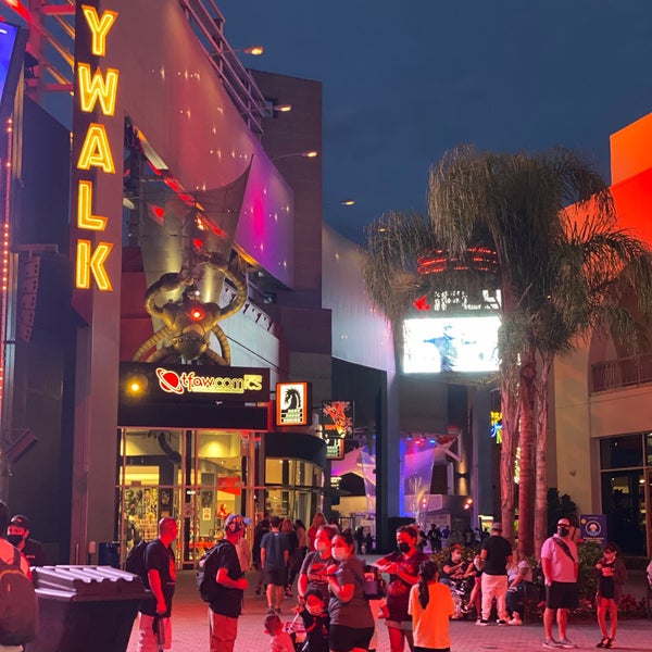 Photos at Universal Cinema AMC at CityWalk Hollywood - Movie Theater in ...