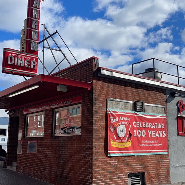 Red Arrow Diner - Downtown Manchester - 104 tips