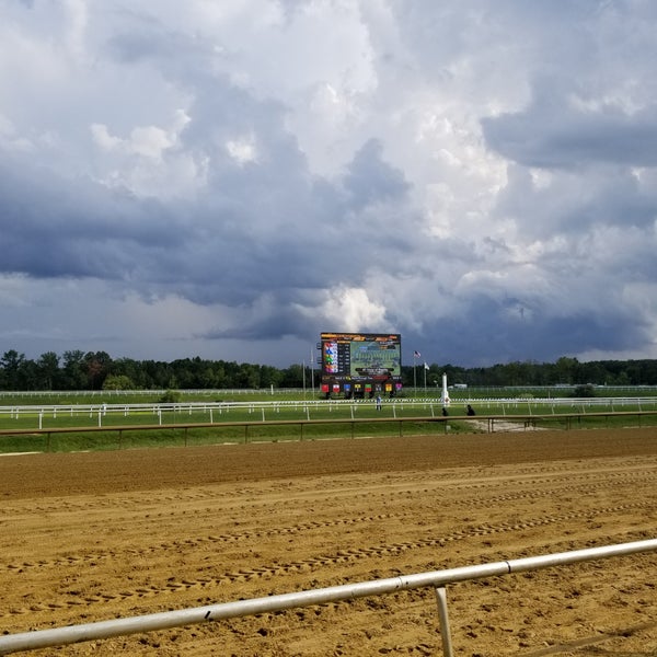 Photos at Laurel Park - Race Track