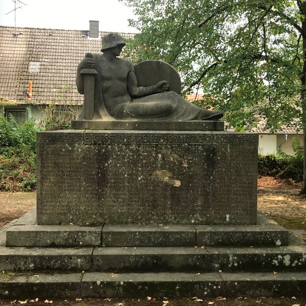 German World War Memorial - Memorial Site