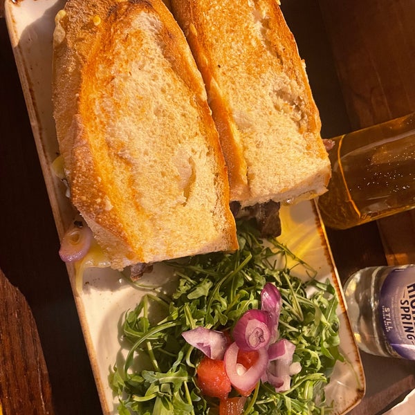 The Grafton Arms - 2 Strutton Ground