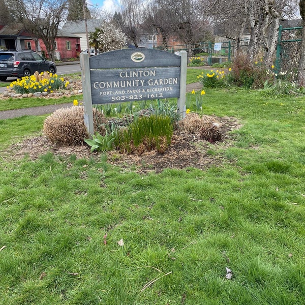 clinton community garden - Portland, OR