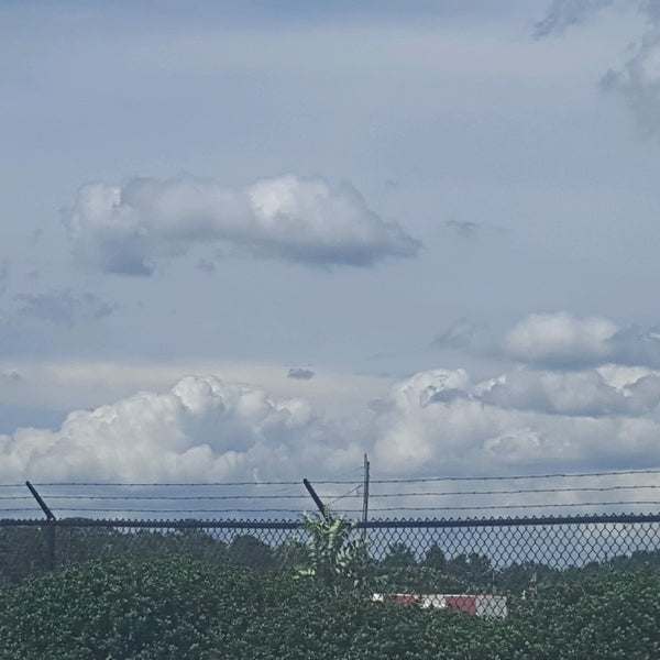 Cobb County Airport - McCollum Field (RYY) - Airport in Kennesaw