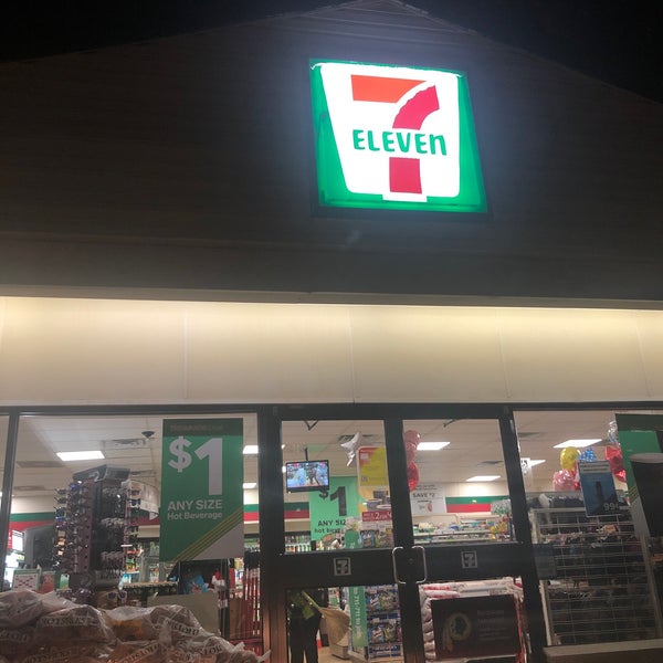 7-Eleven - 537 Maple Ave W