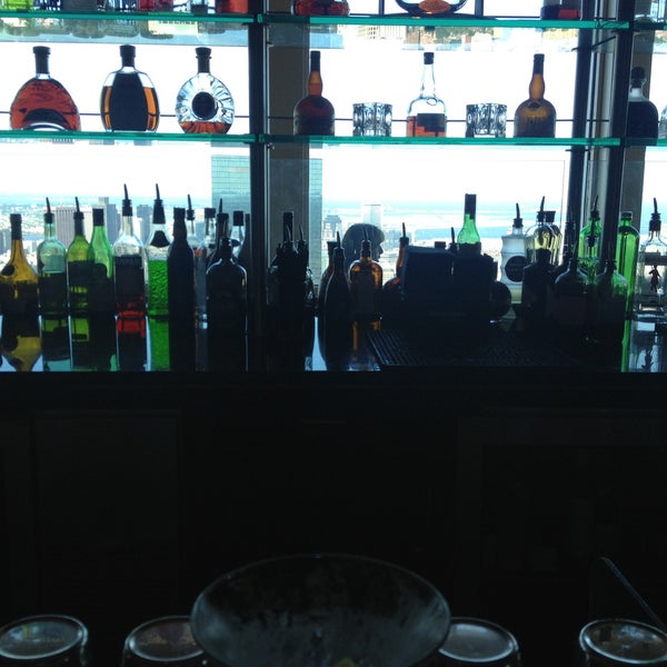 Top of the Hub (Now Closed) - American Restaurant in Prudential - St ...