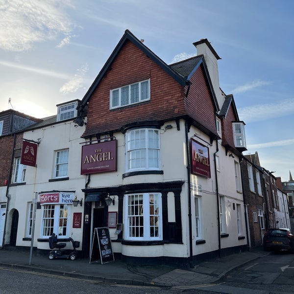 Angel Inn - Pub