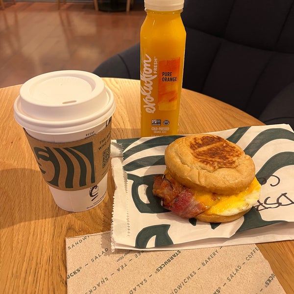 Starbucks - Downtown East - St Louis, MO
