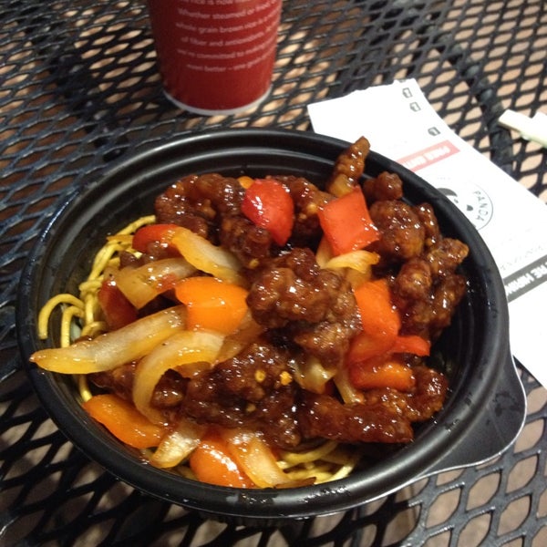 Panda Express - 7685 N Blackstone Ave