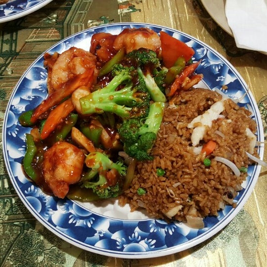 Photos at Fatima's Halal Kitchen - 32 tips from 458 visitors