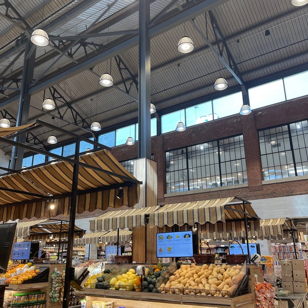 Aisle One - Grocery Store in Passaic