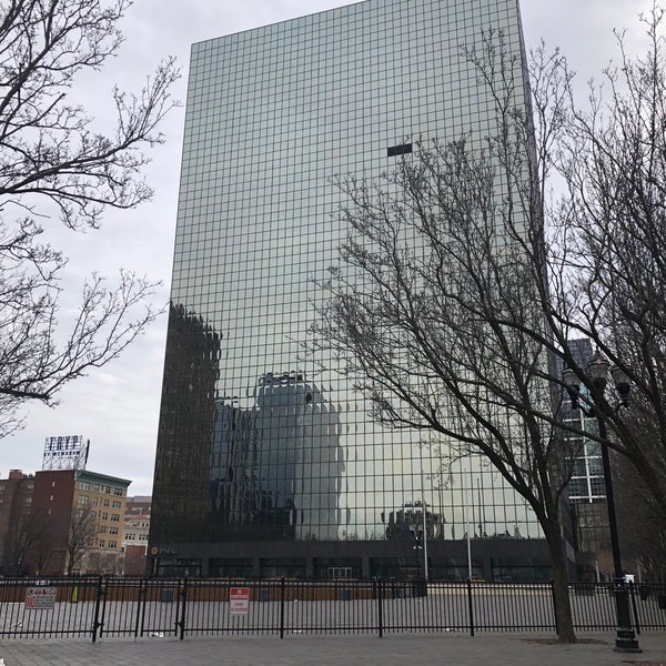 PSEG General Office - Office in Newark Central Business District