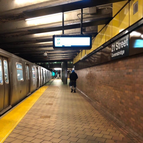 Photos at MTA Subway - 21st St/Queensbridge (F) - Queensbridge - 15 tips