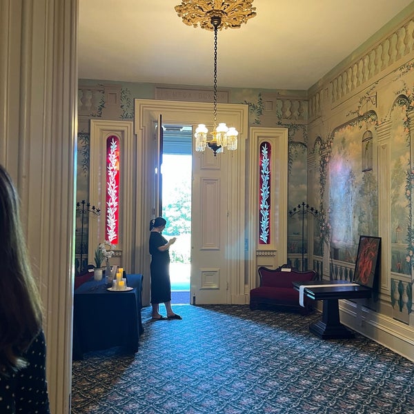 Two Rivers Mansion - 3 tips from 244 visitors