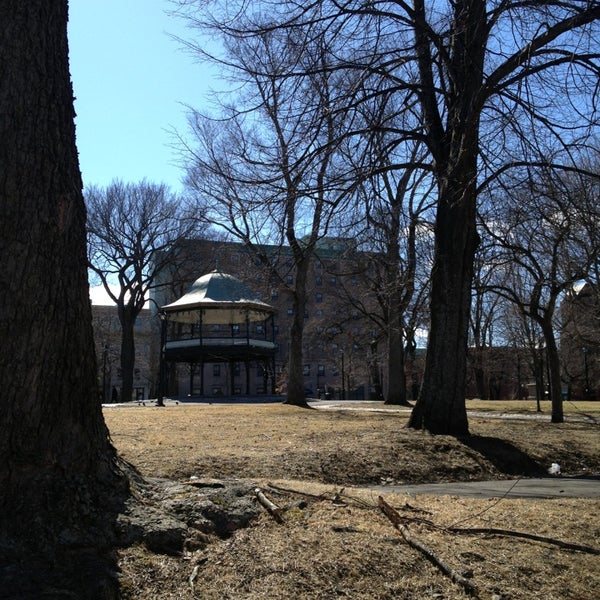 King Square - 4 tips from 415 visitors