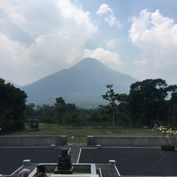 Ubaya Training Center (UTC) - Community College