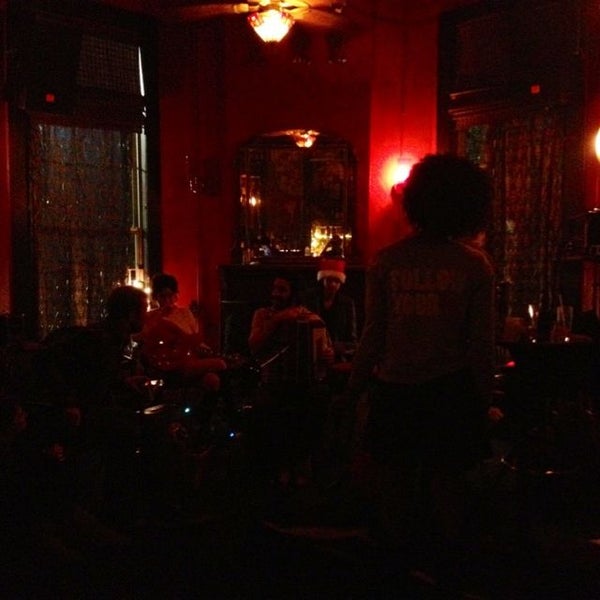 Circle Bar - Bar in New Orleans