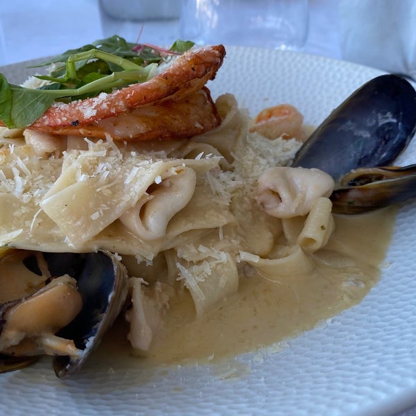 Harbour House - Seafood Restaurant in V and A Waterfront