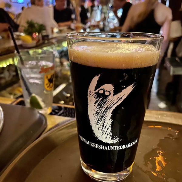 Shaker's Cigar Bar - Pub in Walker's Point