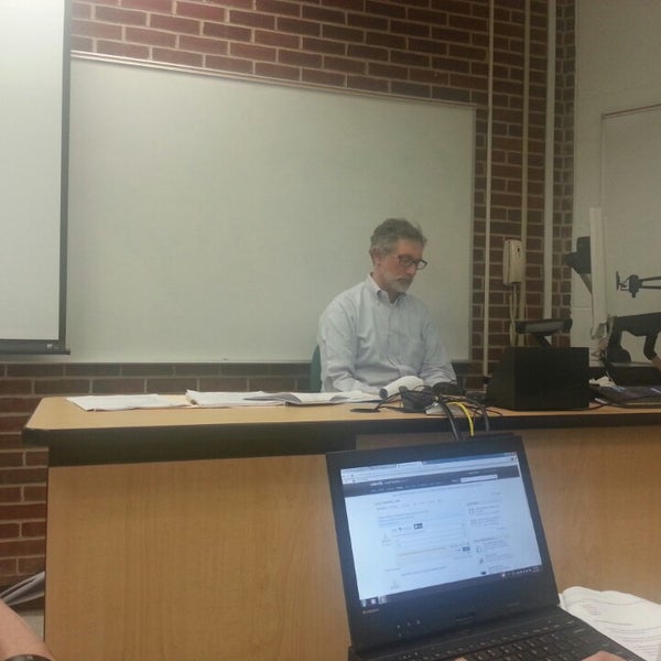 Kaplan Hall - College Academic Building in West Haven