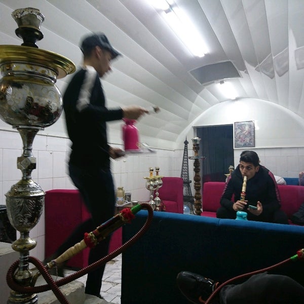 کافه قلیان سرای برزن | Cafe Barzan & Hookah Bar - Shahnaz Crossroad