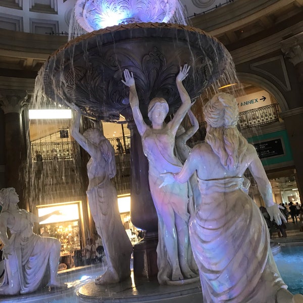 Venus OUTLET (Now Closed) - お台場 - 4 tips