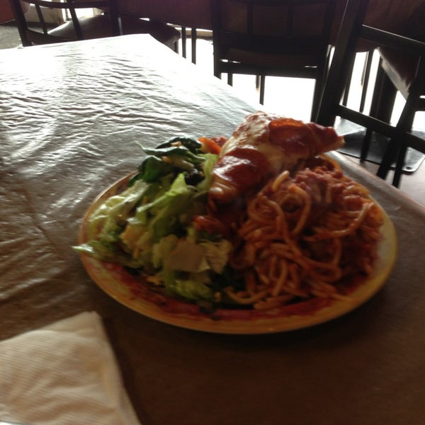 Photos at Garibaldi's Pizza - Pizza Place in Memphis