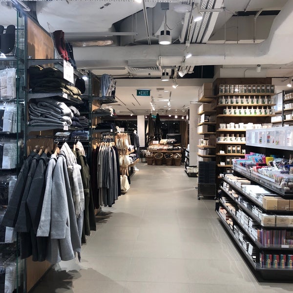 MUJI - Downtown Core - 15 tips