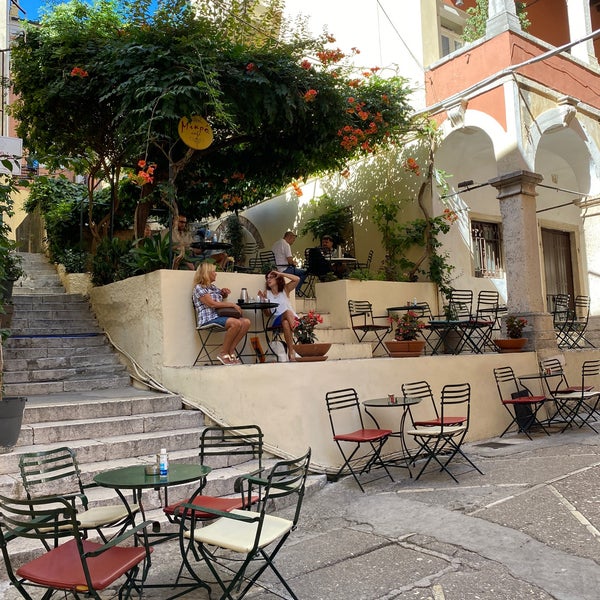 Μικρό Καφέ (Mikro Cafe) - Café in Kerkyra, Ionian Islands