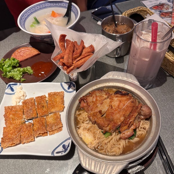 Xin Wang Hong Kong Café - Central Region - 45 tips from 4168 visitors