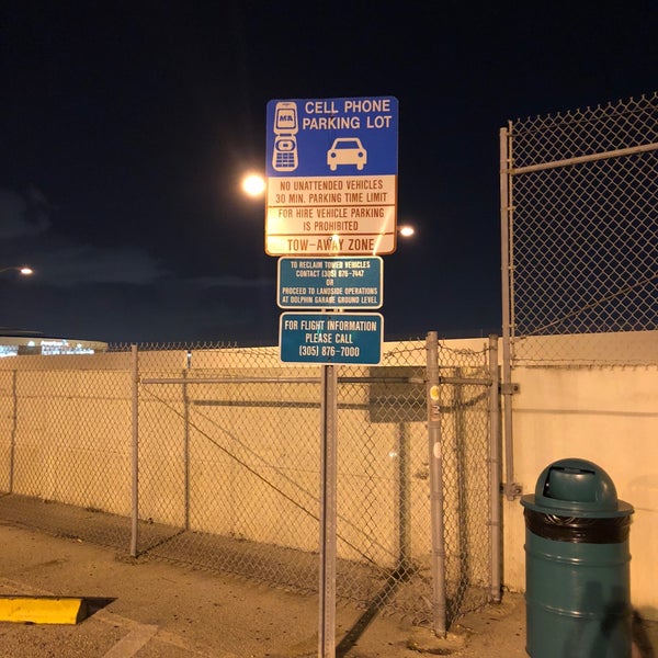 Cell Phone Parking Lot - Miami International Airport - 9 tips