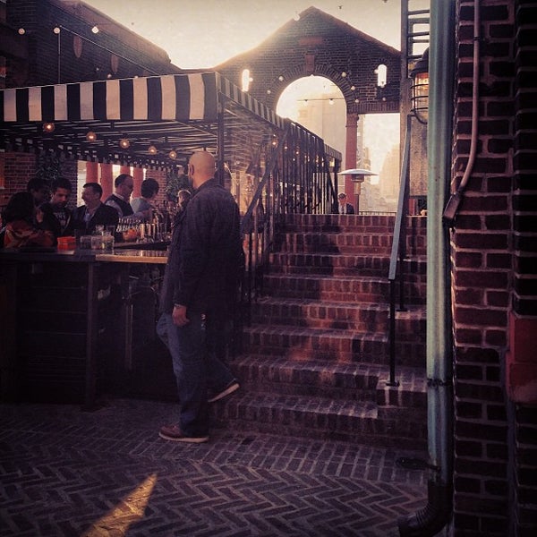 Photos at Pod 39 Rooftop Bar - Cocktail Bar in Murray Hill