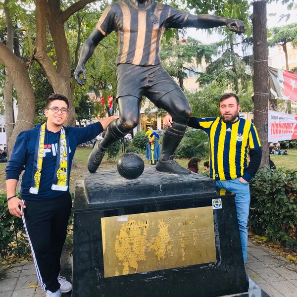 Lefter Küçükandonyadis Heykeli - Osmanağa - 10 tips from 911 visitors