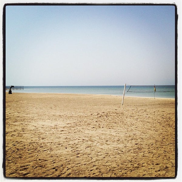Photos at Aramco Beach | شاطئ ارامكو - Halfmoon Bay