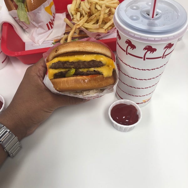 In-N-Out Burger - Fast Food Restaurant in Stockton