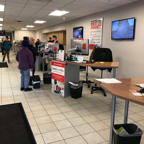 Tansky Sawmill Toyota - Car Dealership