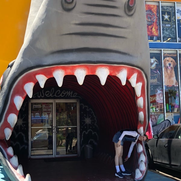 Jaws - Clothing Store