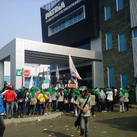 PT PATRIA (PT United tractors pandu engineering) - 6 visitors