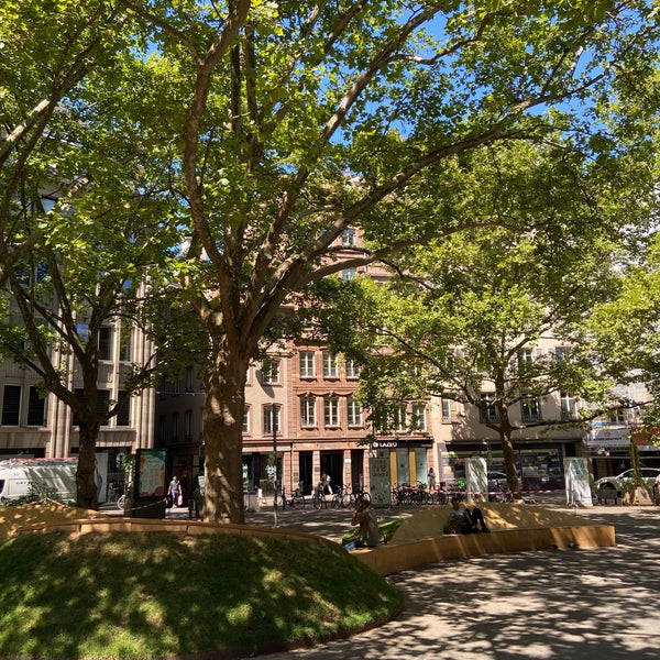 Place du Temple Neuf - Plaza in Strasbourg