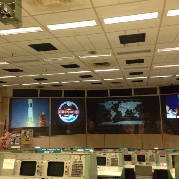 NASA JSC Building 31 - 1 tip from 136 visitors