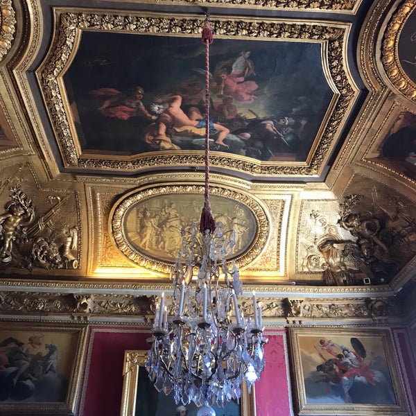 Salon de Mars - Château - 88 visitors