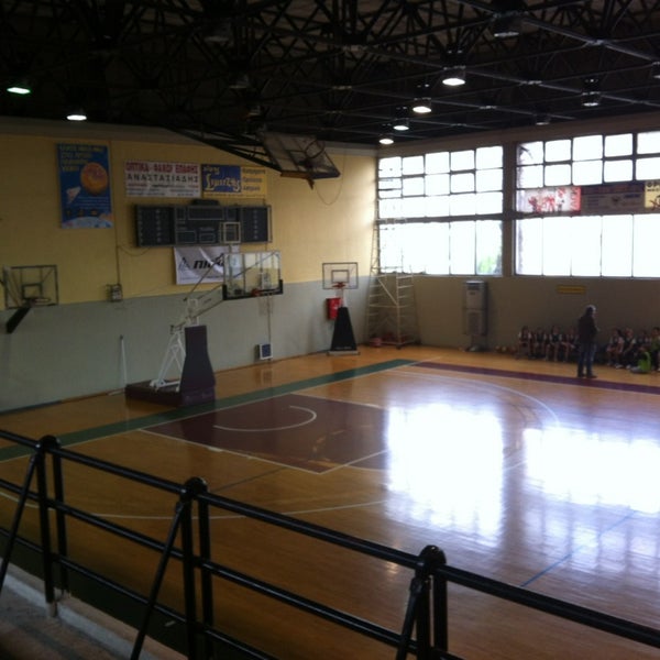 Κλειστο Γηπεδο Μπασκετ Ζωγραφου - Basketball Court