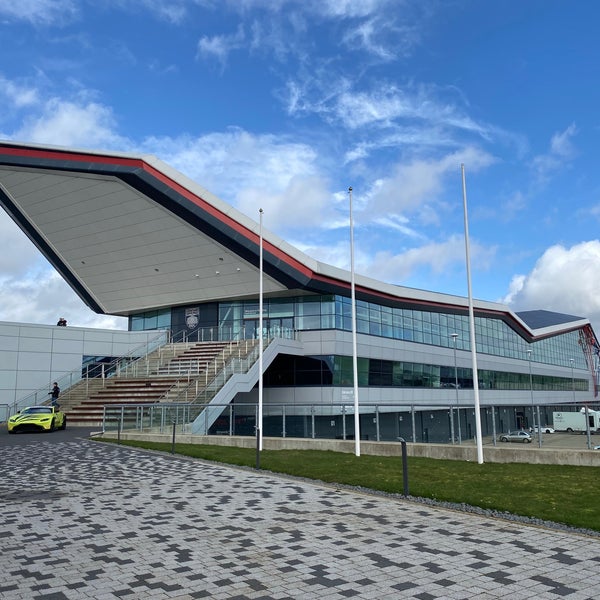 The Silverstone Wing - 2 tips from 496 visitors