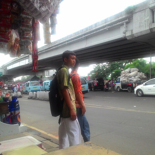 Terminal Bayangan Pasar Rebo (Now Closed) - Ciracas - 11 tips