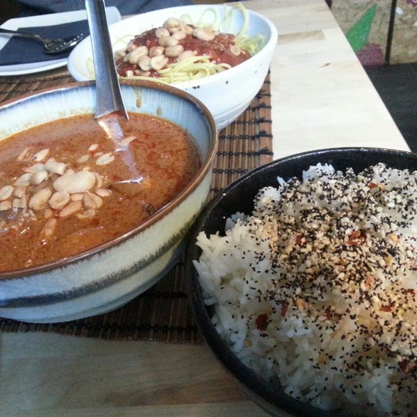 Twisted Street Kitchen - Asian Restaurant in Etu-Töölö