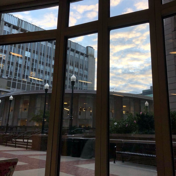 Carleton Lounge in the Mudd Building - Columbia University - West ...