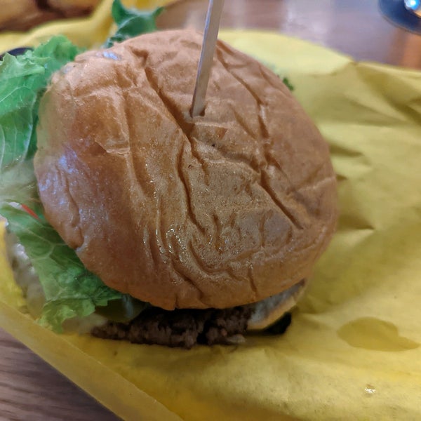 Benderz Burgers - Burger Joint in Avon