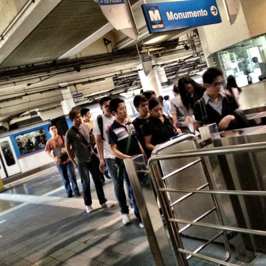 MRT3 - Guadalupe Station - Metro Station in Makati City