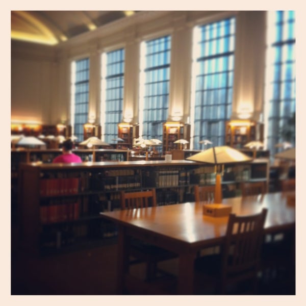 William Oxley Thompson Memorial Library - College Library
