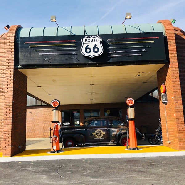 Route 66 Hotel And Conference Center - Hotel in Springfield